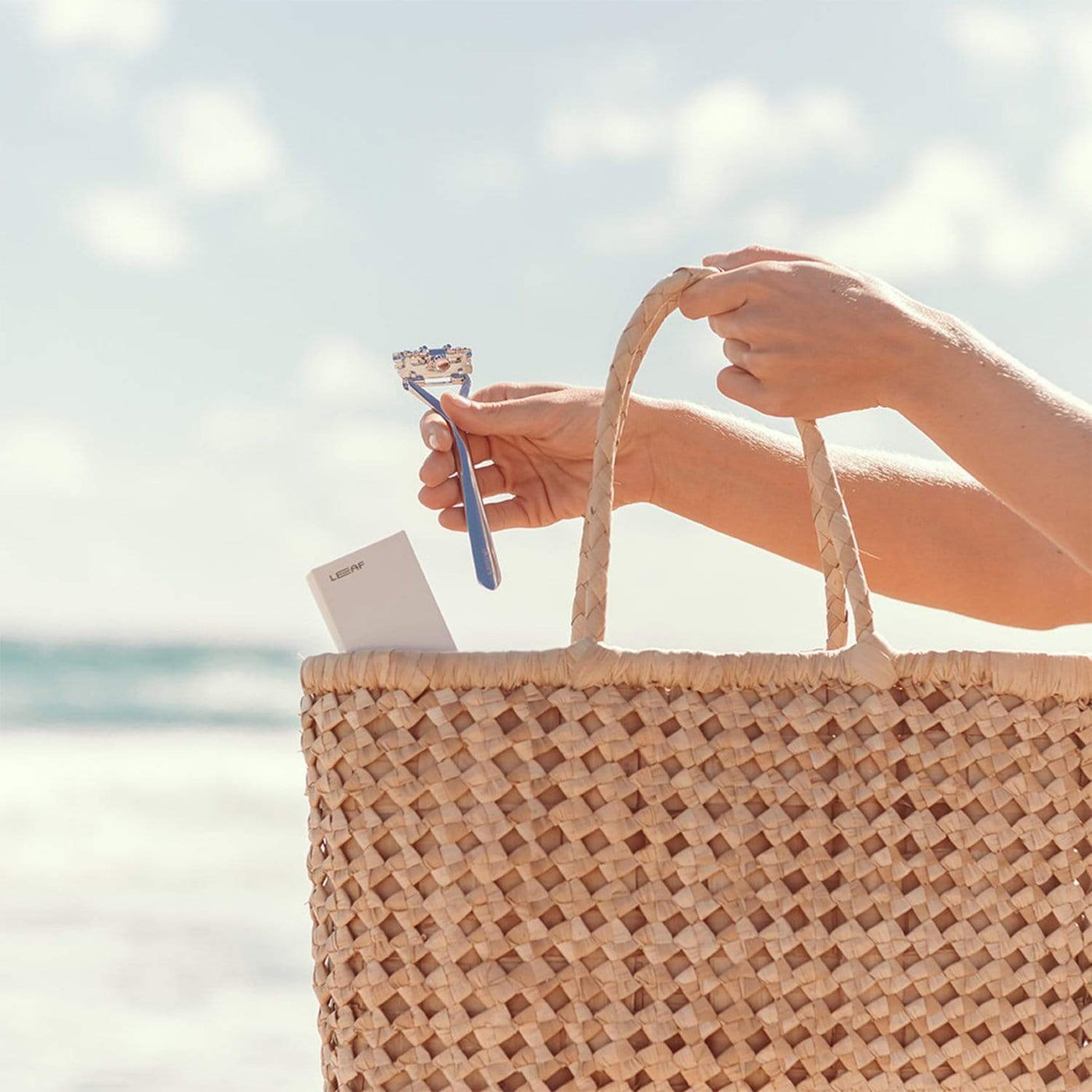 Leaf Shave Pivoting Head Stainless Steel Razor - Sustainable Razor ...